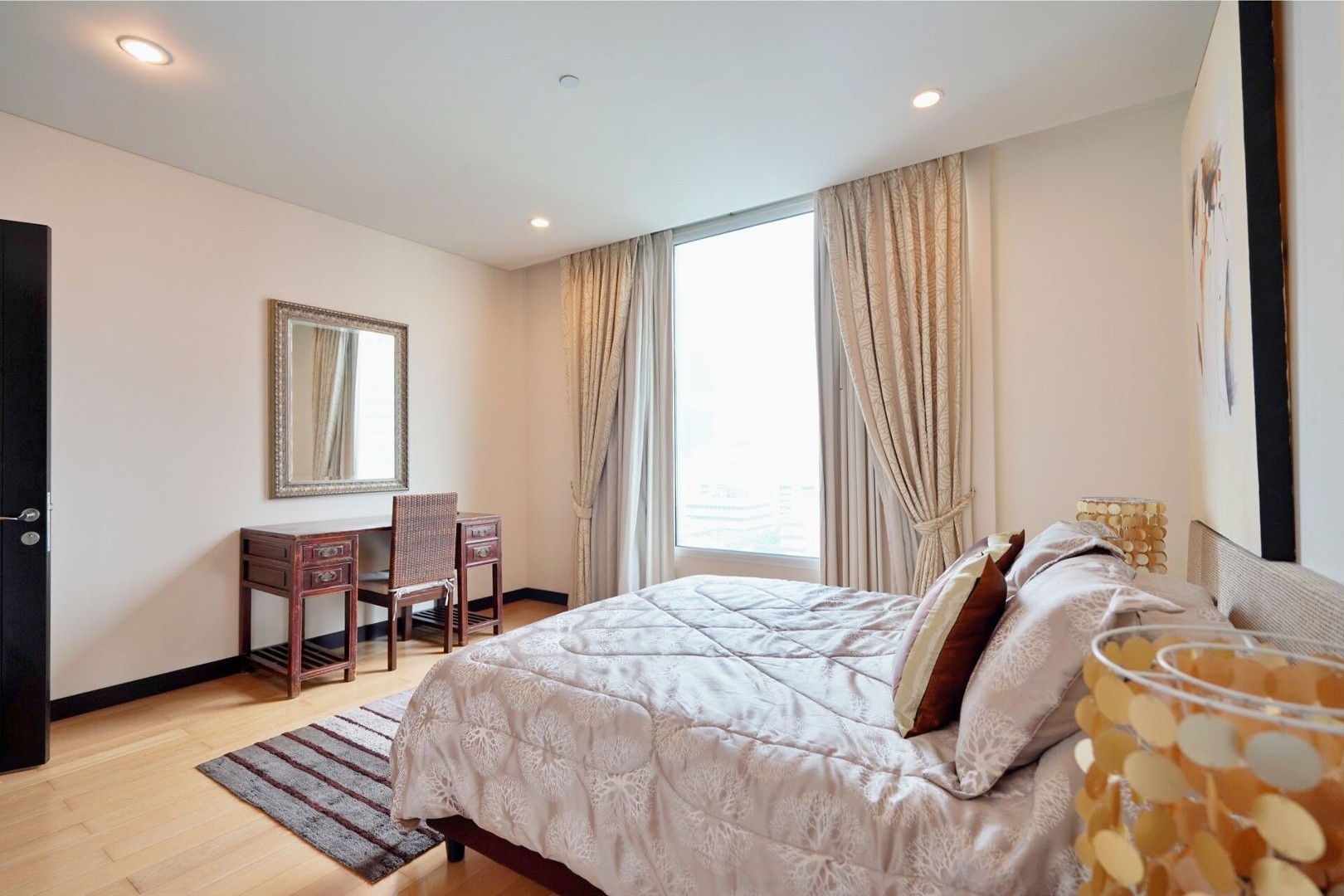 The Park Chidlom, 2-Bedroom, Simplex - Richmont's Luxury Real Estate