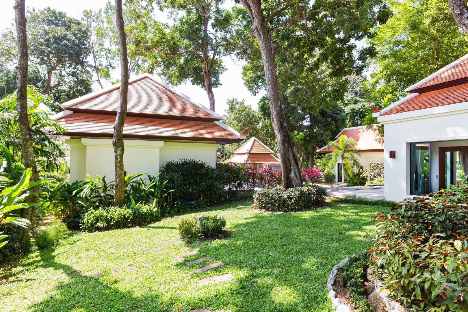 Nai Harn Baan Bua, Tree Villa, Phuket