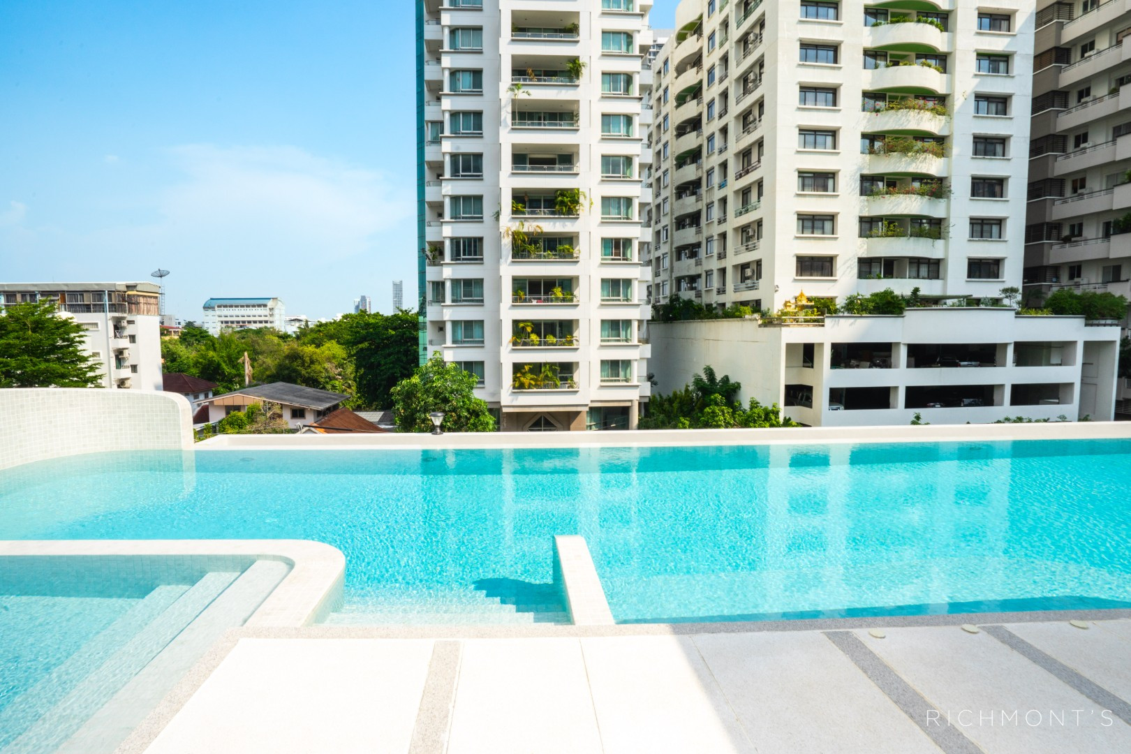 Sathorn 111